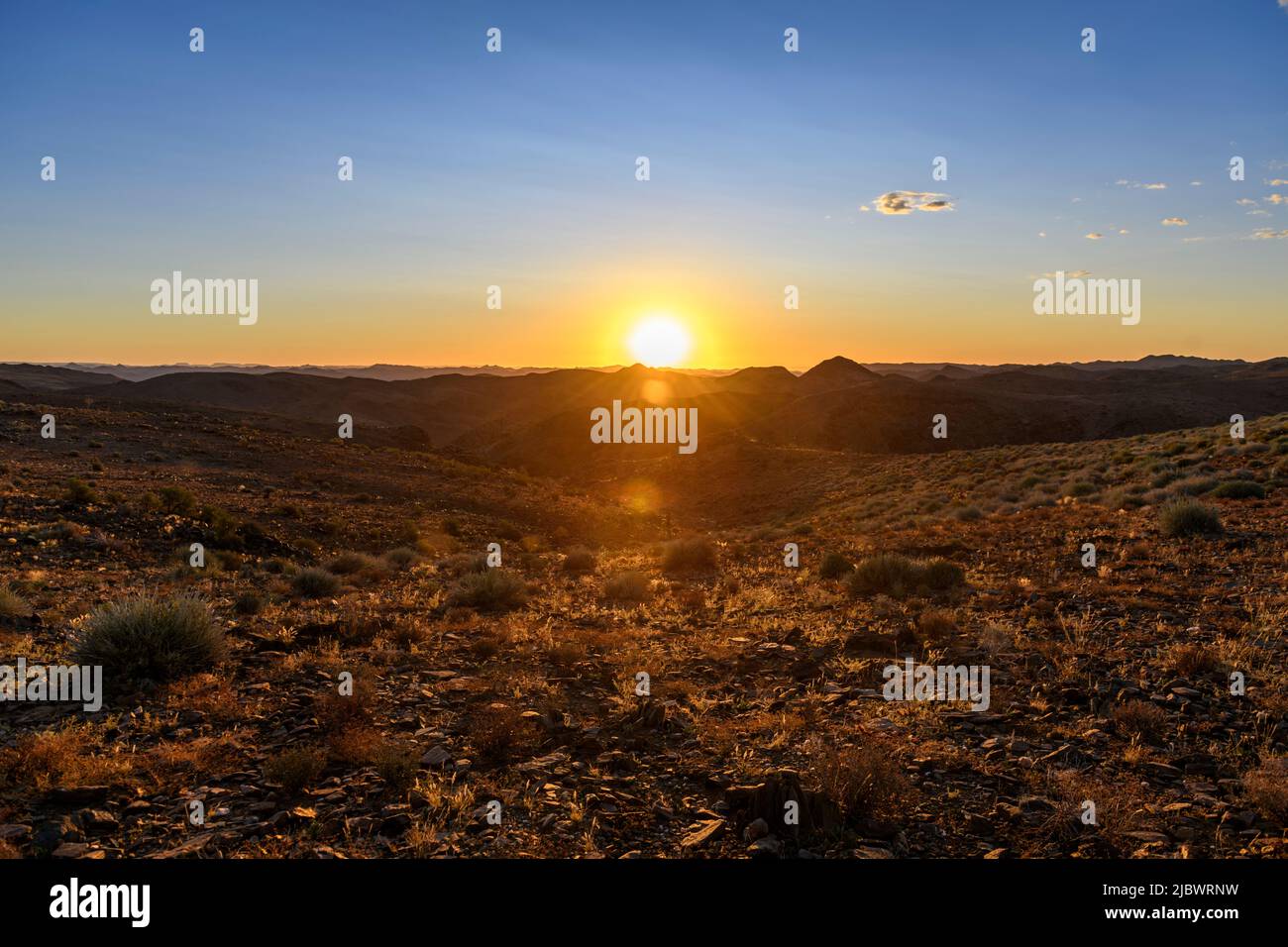 Sunset from farm track hi-res stock photography and images - Alamy