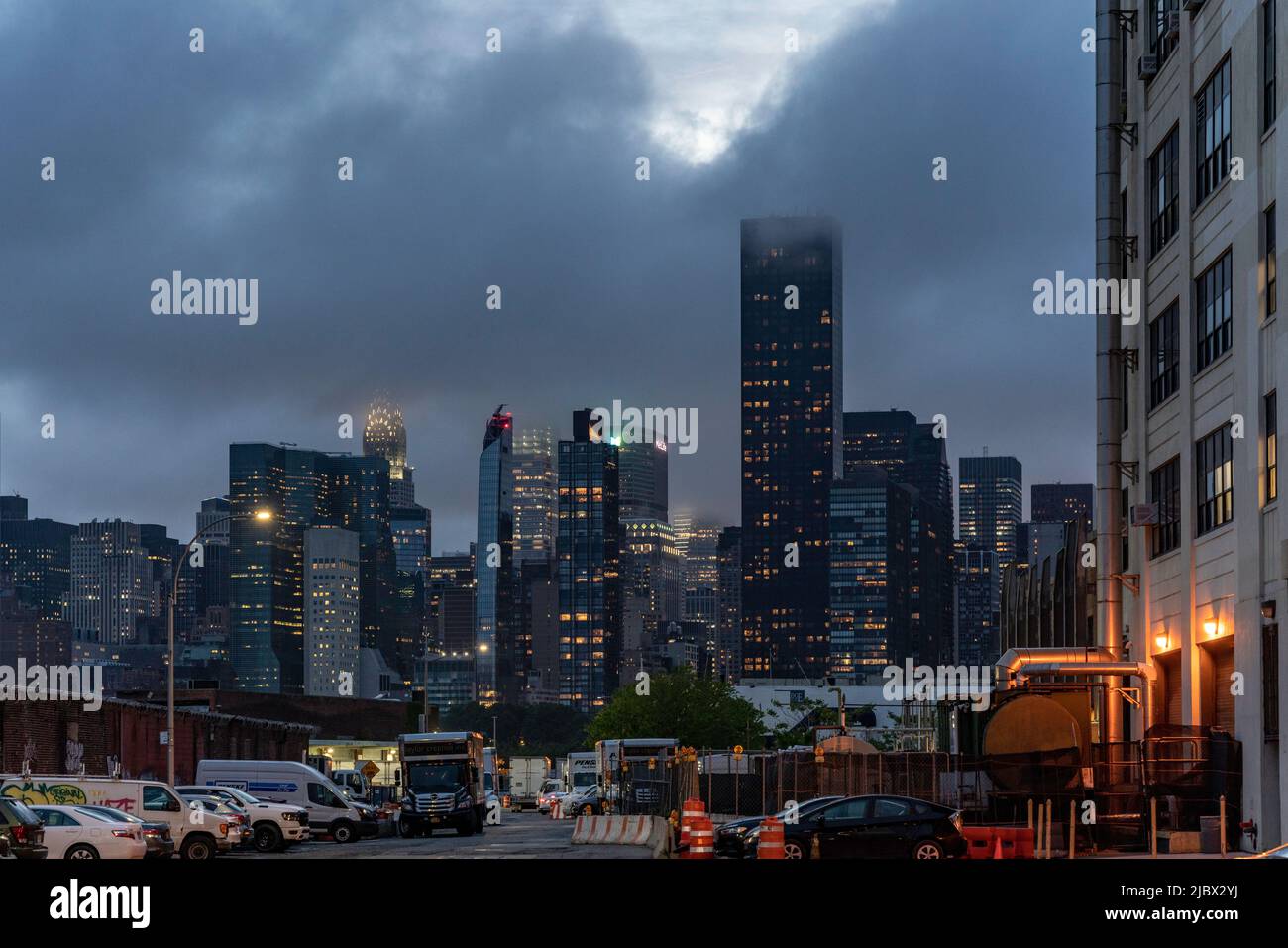 Long Island City night time Stock Photo - Alamy