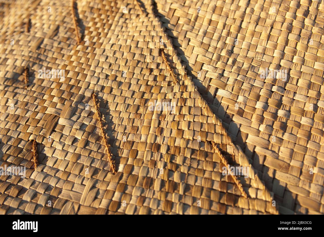 Traditional Pacifica Vaka with modern day navigation light (Port side ...