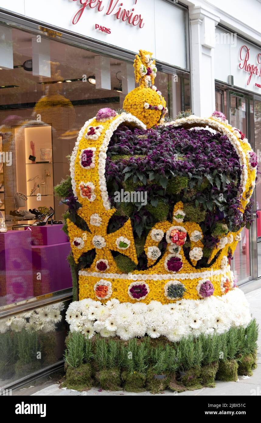 Floral paradise in West London during Chelsea flower show 2022,British ...