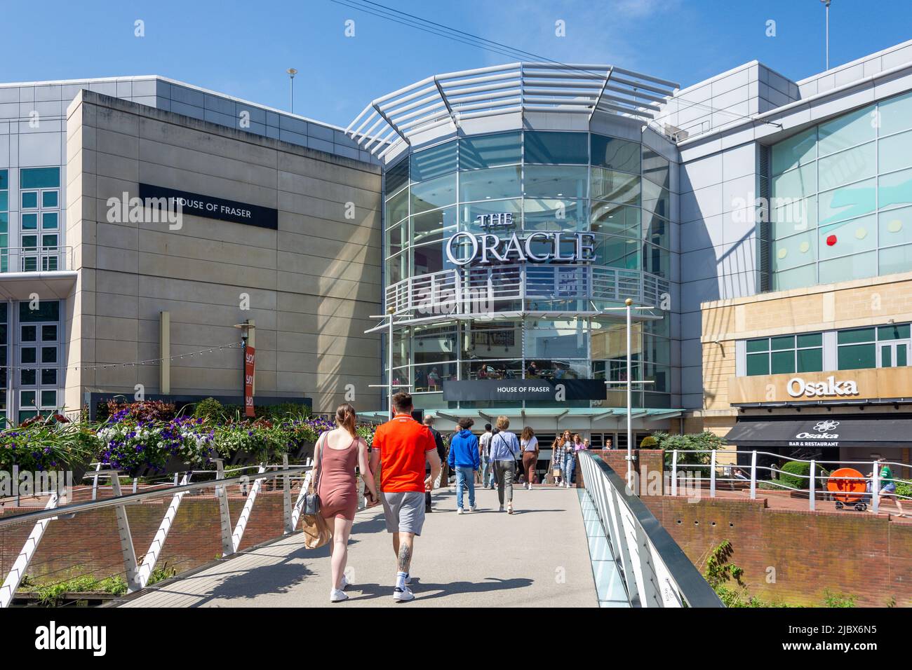 The Oracle Riverside Shopping Centre and River Kennet, Reading ...