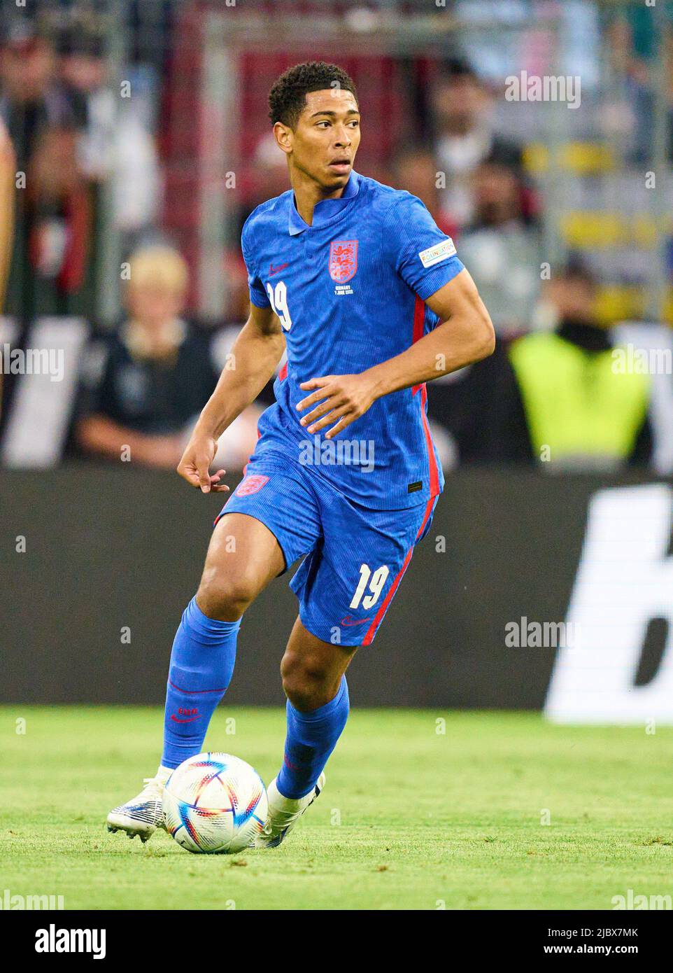 Jude bellingham body hi-res stock photography and images - Alamy