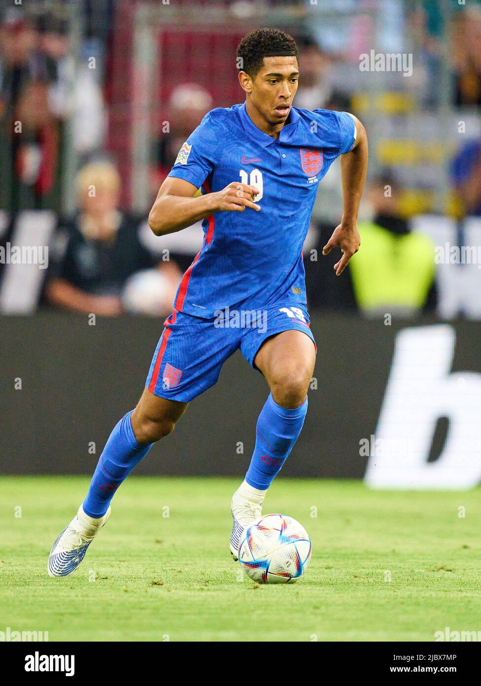 Jude bellingham body hi-res stock photography and images - Alamy