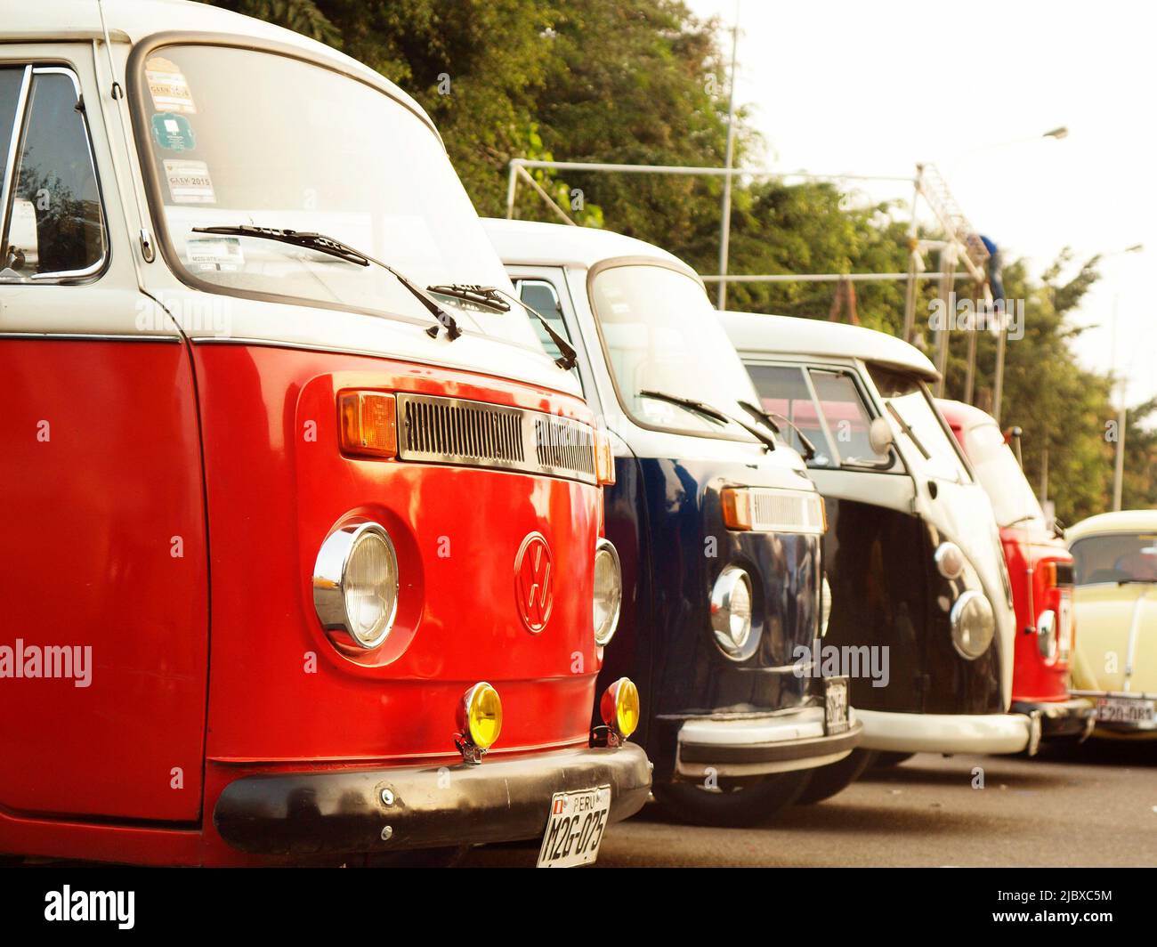 Side view of a group of four Volkswagen T1 & T2 Brazilian Kombi Stock ...
