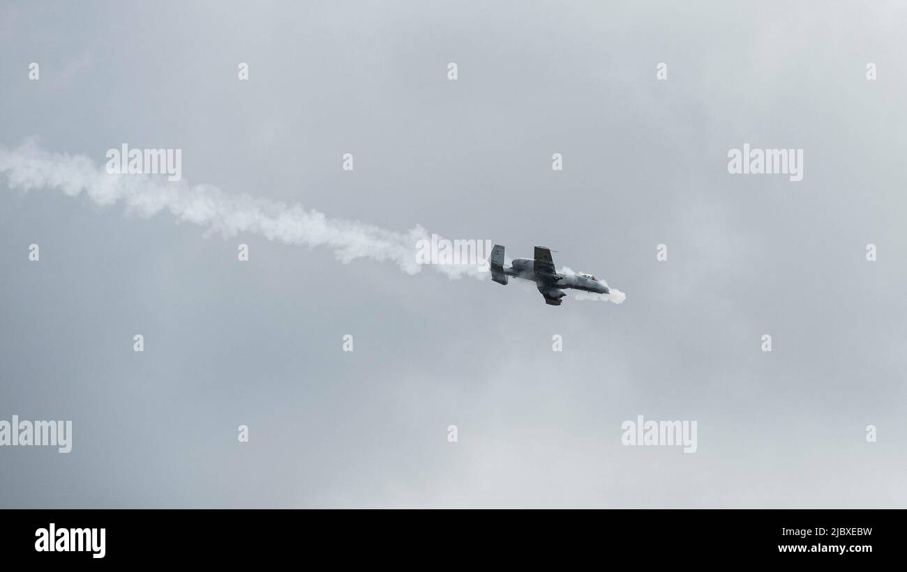 A 10 thunderbolt fire hi-res stock photography and images - Alamy