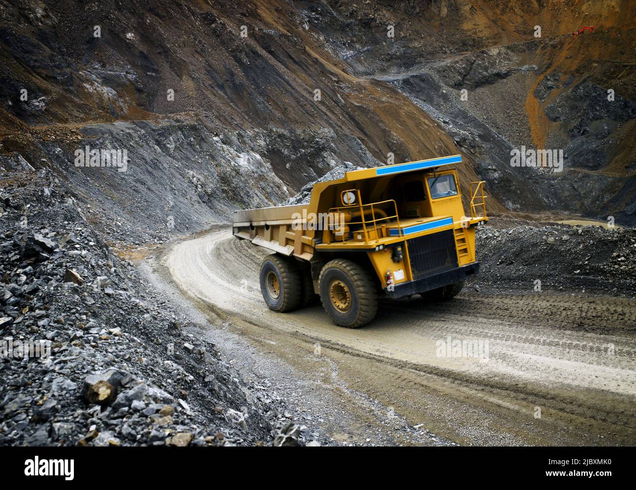 Dumptruck hi-res stock photography and images - Alamy