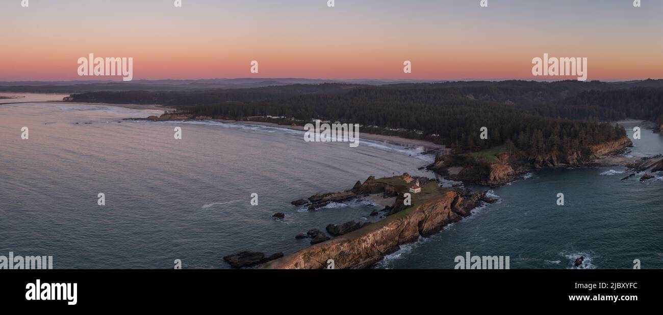 Cape Arago Lighthouse at the Oregon Coast at sunset Stock Photo - Alamy