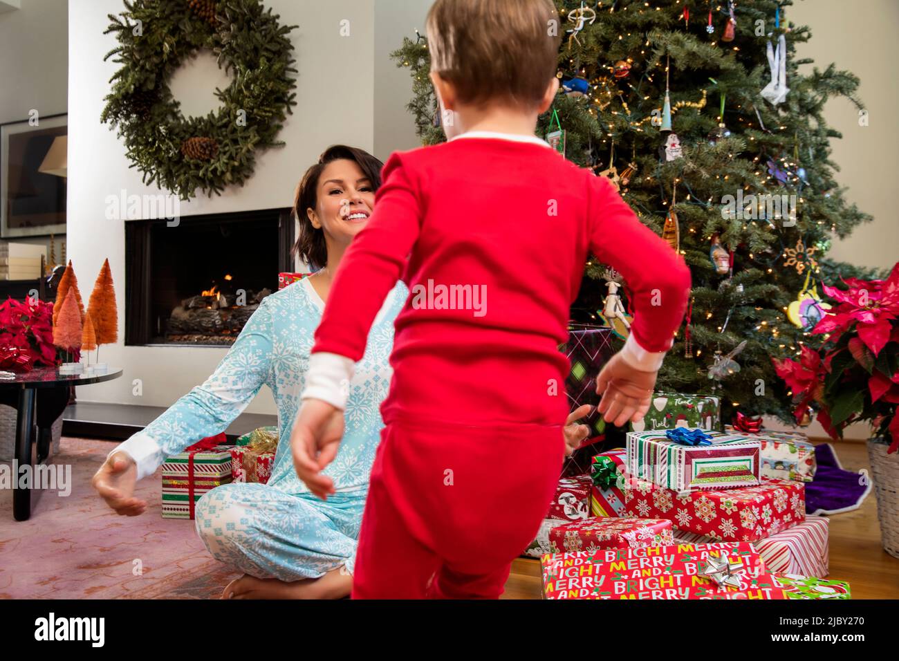 Smiling child running on white hi-res stock photography and images - Alamy