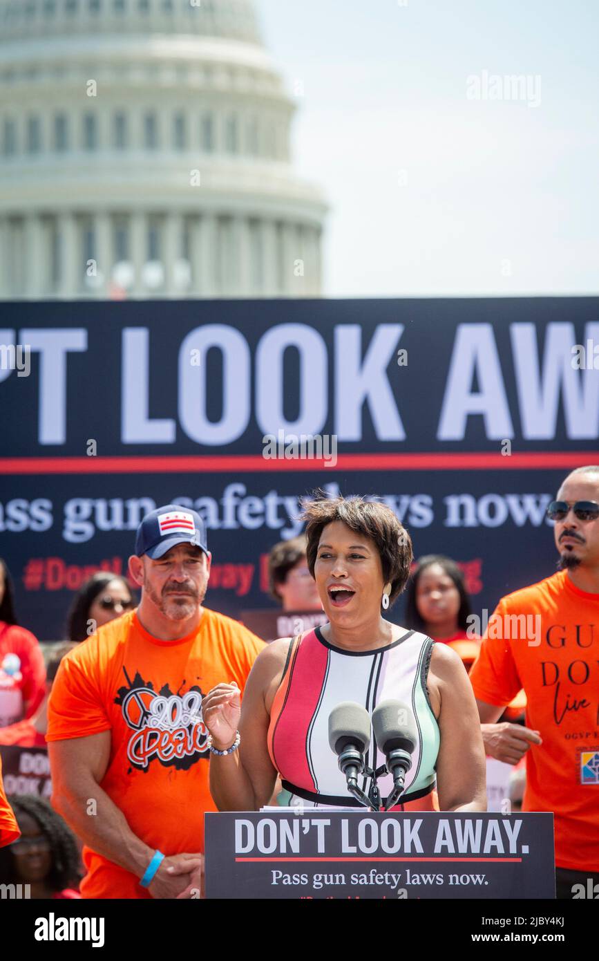 Mayor Muriel Bowser (Democrat of the District of Columbia) delivers a ...