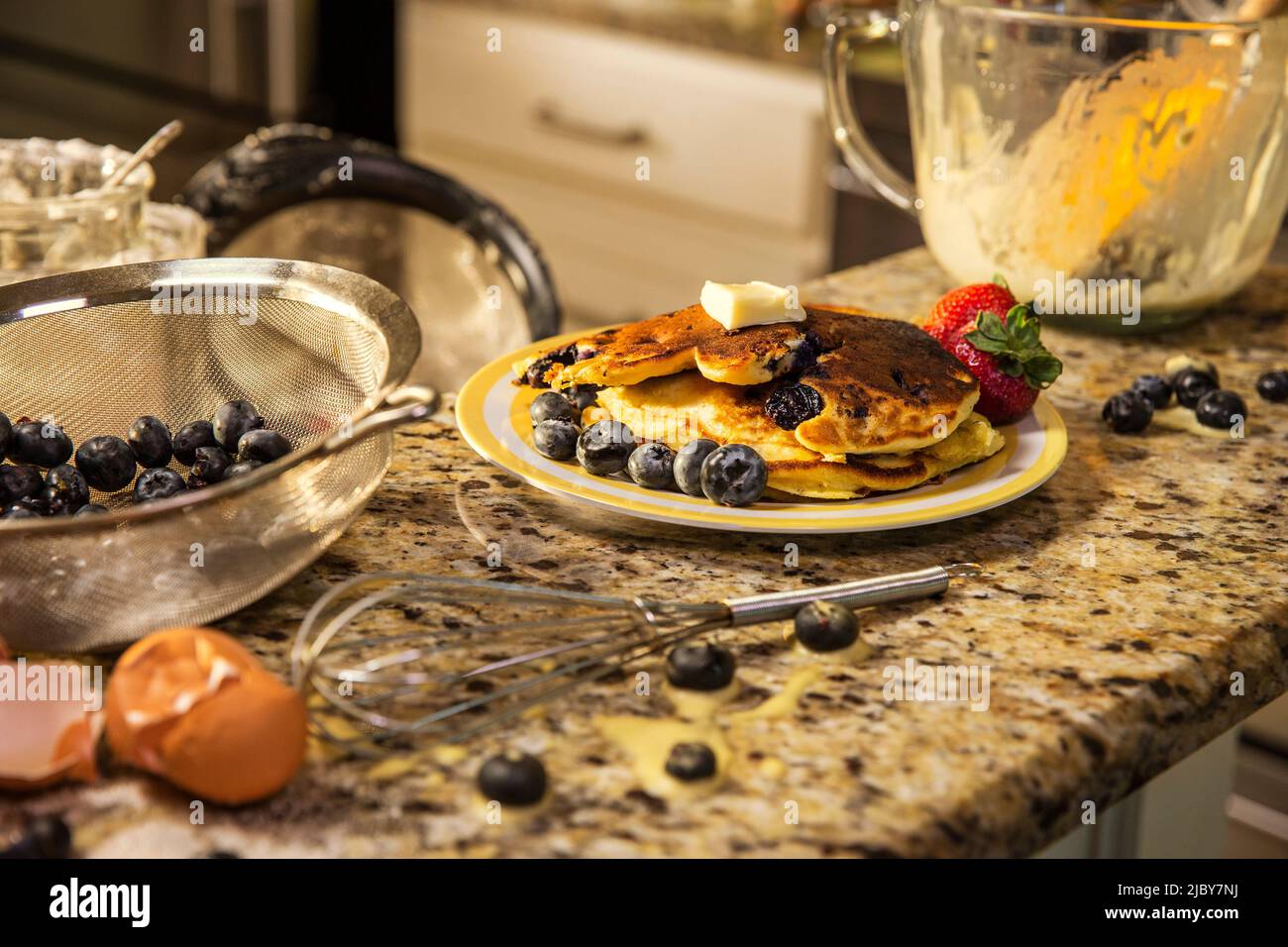 Kitchen counter with milk hi-res stock photography and images - Alamy