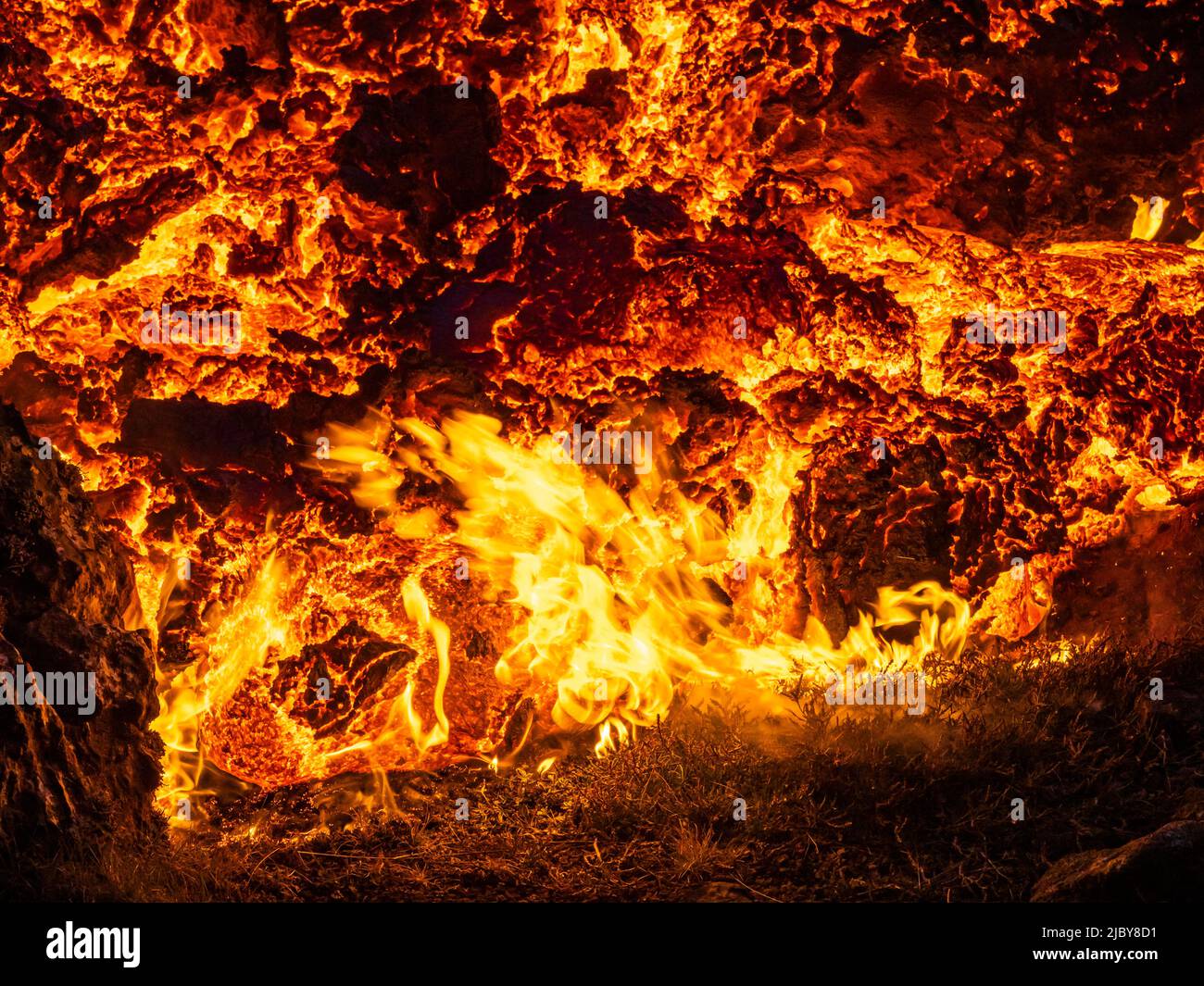 Glowing river of lava from Fagradalsfjall volcanic eruption at ...