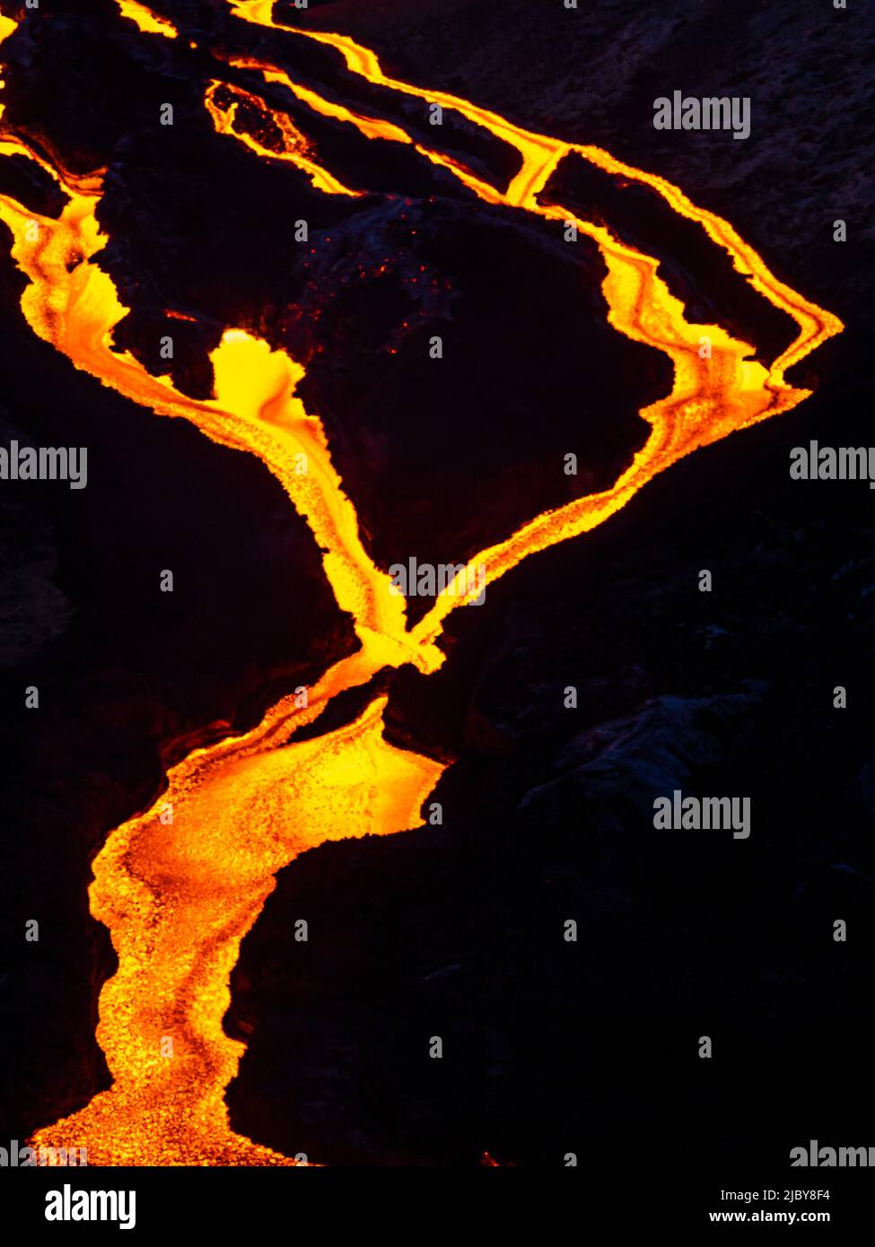 Glowing lava cascades from Fagradalsfjall volcanic eruption at ...