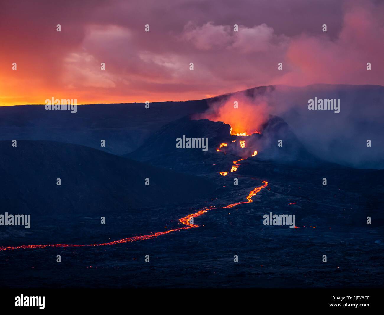 Fagradalsfjall Volcanic eruption at sunset, Iceland Stock Photo - Alamy