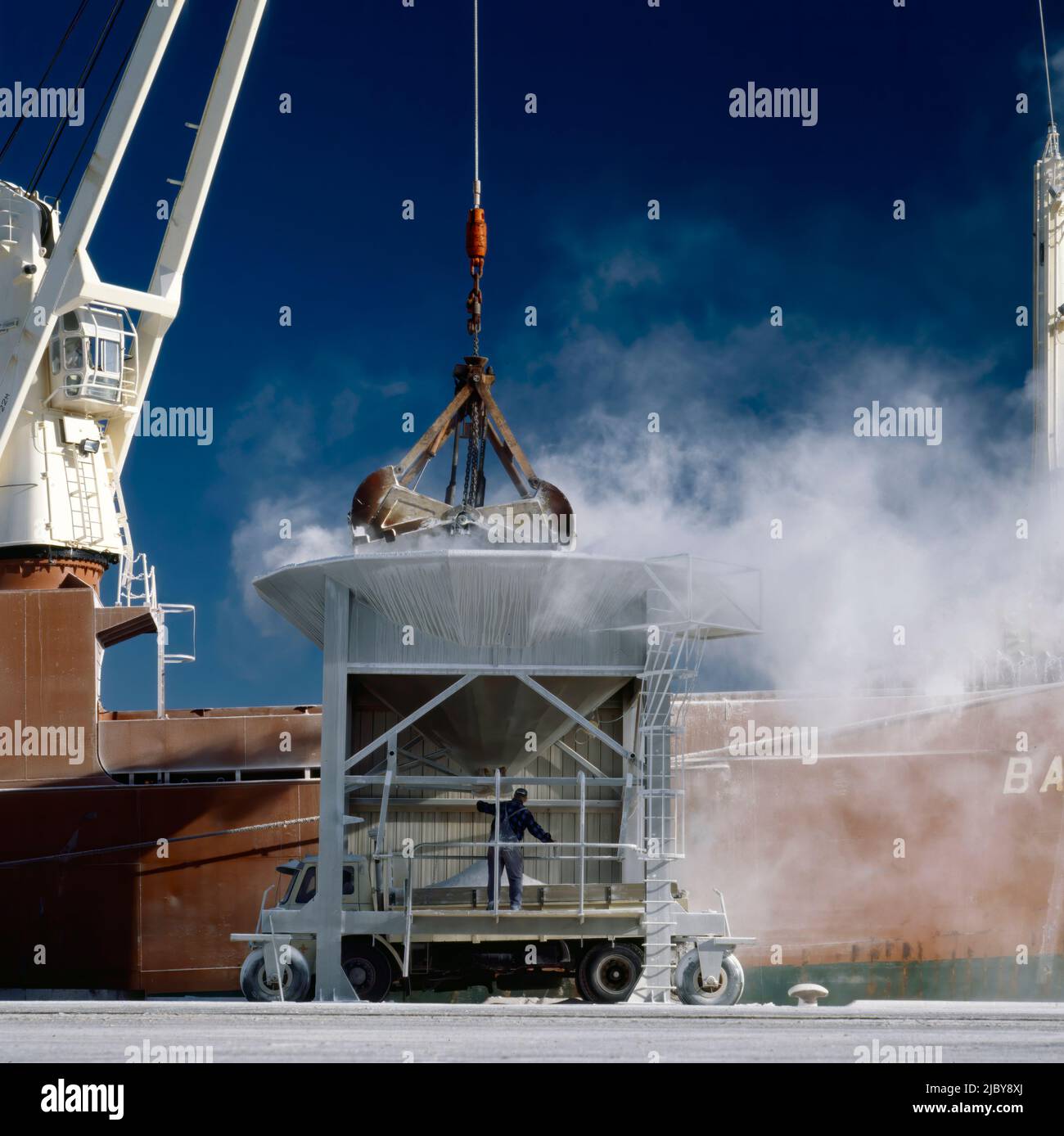 Unloading hopper hi-res stock photography and images - Alamy