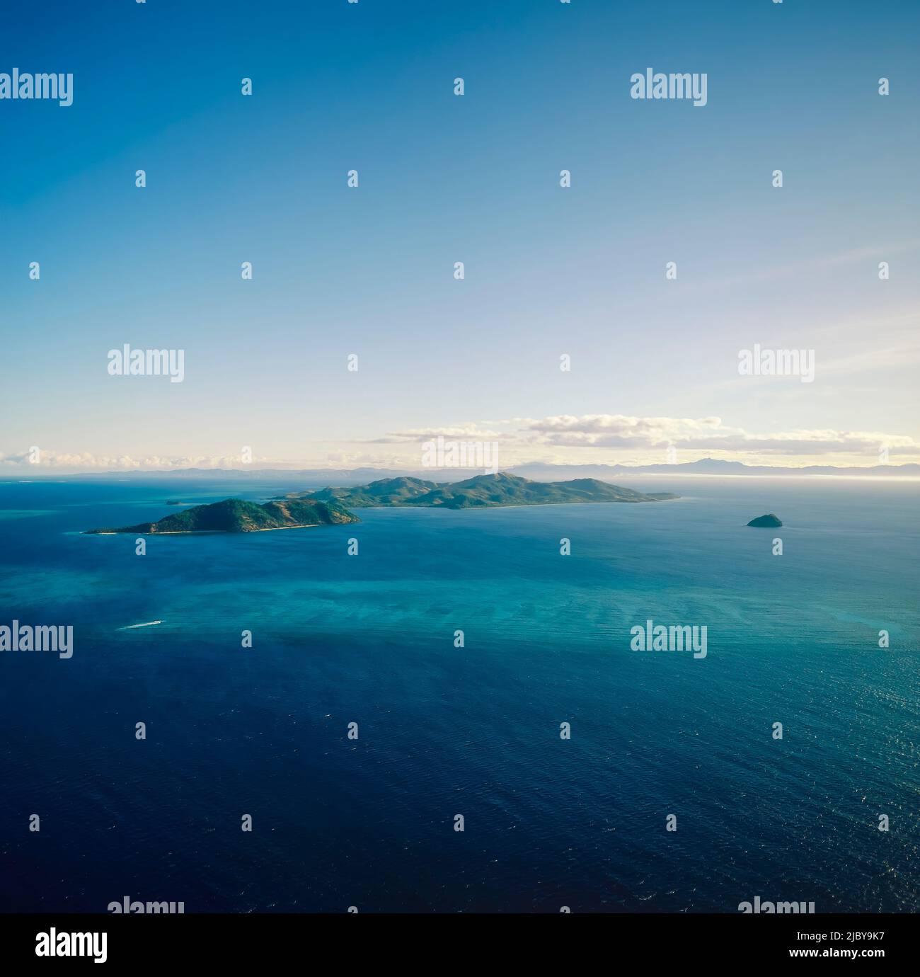 Aerial of a group of small pacific islands Stock Photo - Alamy