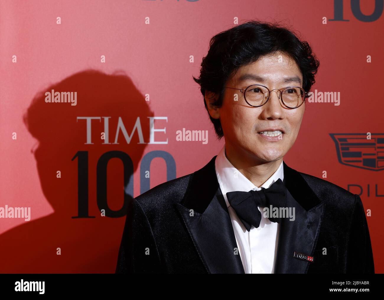 Hwang dong hyuk hi-res stock photography and images - Alamy