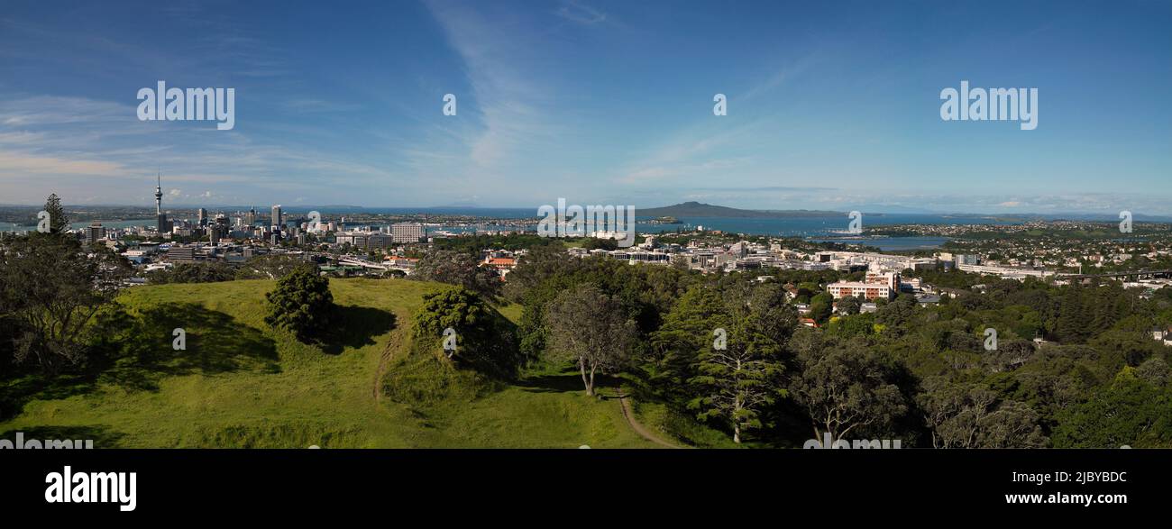 Auckland from mount eden hi-res stock photography and images - Alamy