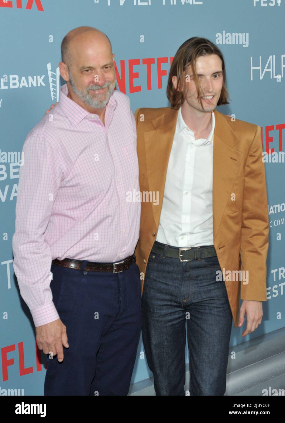 New York, USA. 08th June, 2022. L-R: Anthony Edwards and Bailey Edwards ...