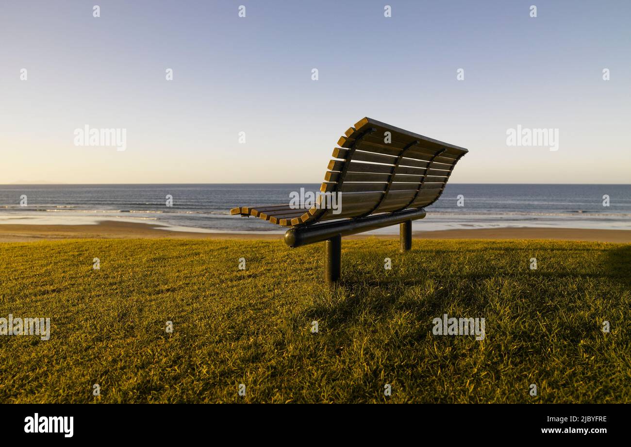 Empty bench overlooking ocean hi-res stock photography and images - Alamy