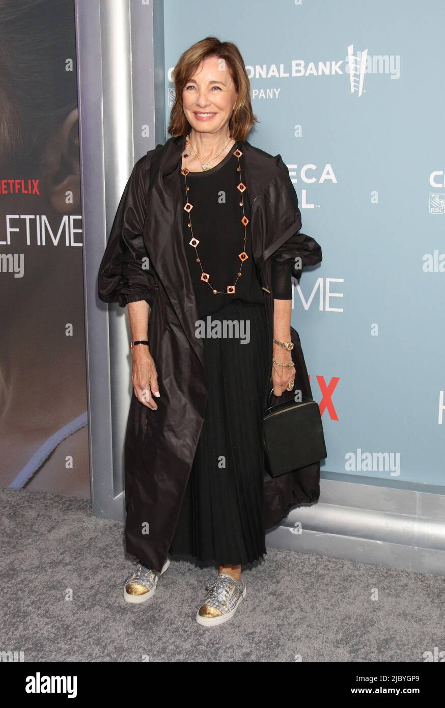 New York, NY, USA. 8th June, 2022. Anne Archer at the 21st Tribeca ...
