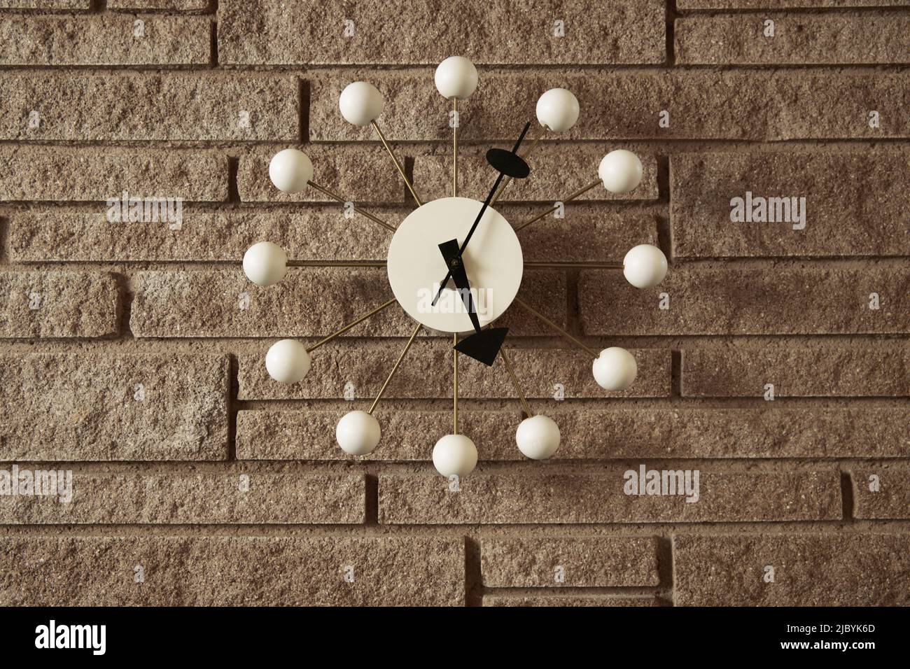 Mid century modern house hi-res stock photography and images - Alamy