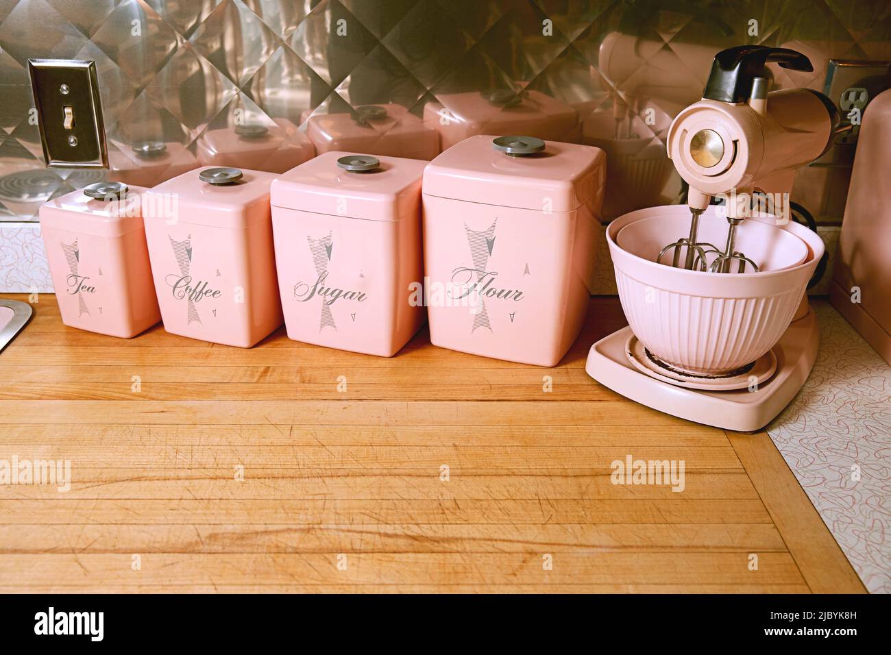 1950 kitchen mixer hi-res stock photography and images - Alamy