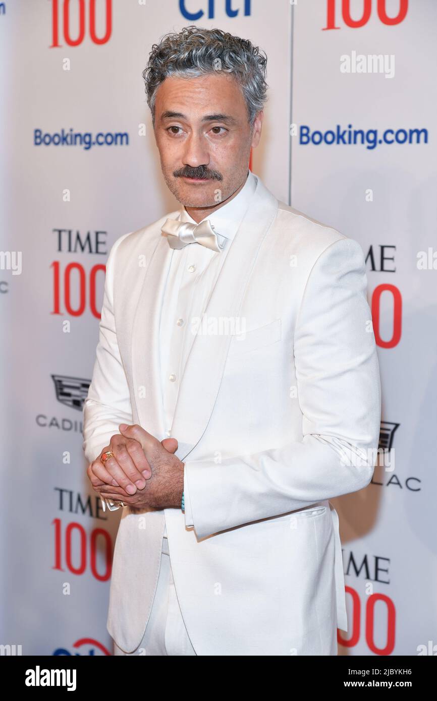 Celebrities taika waititi hi-res stock photography and images - Alamy