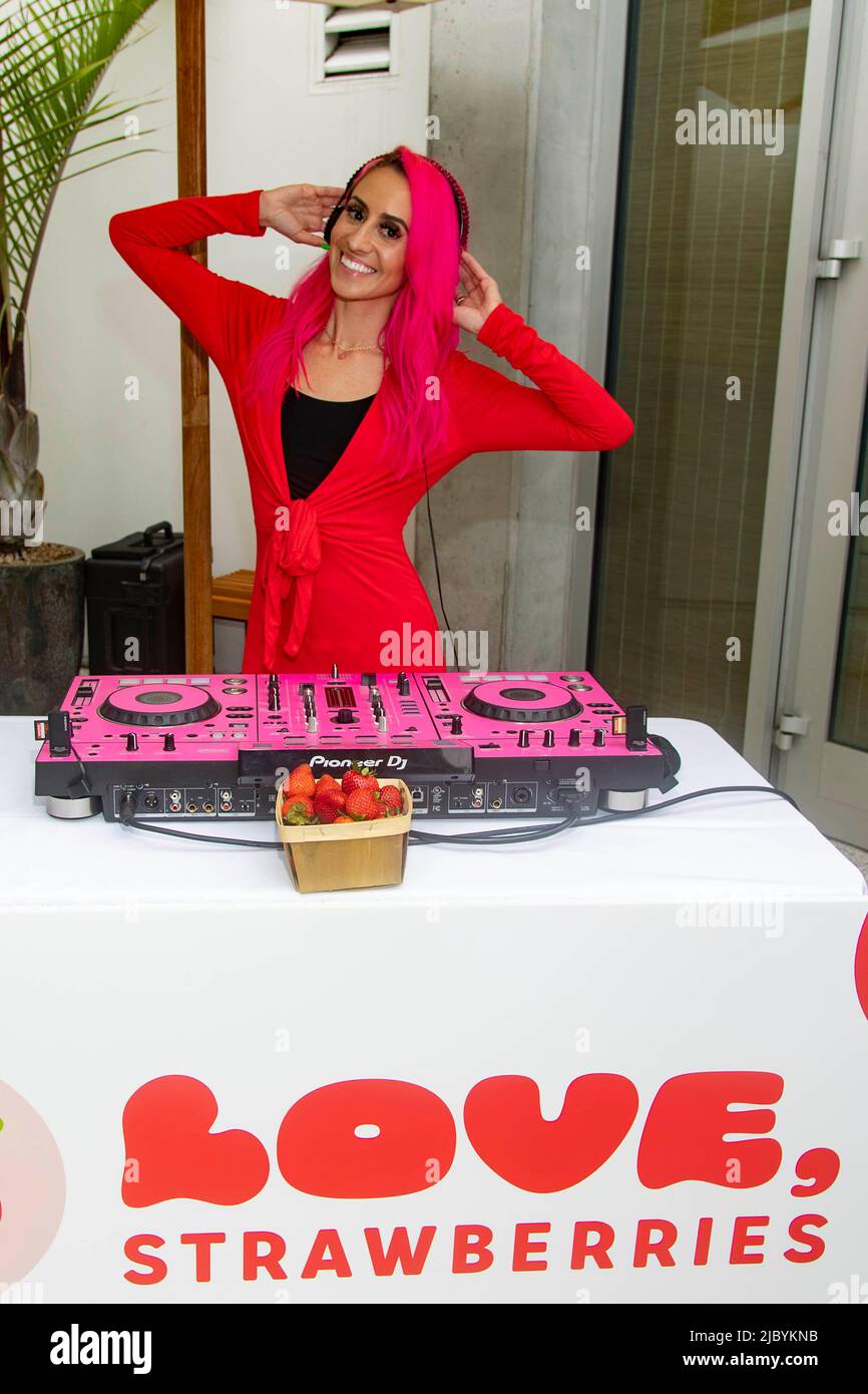 Santa Monica, CA, June 8th, 2022, DJ Bateeza attends California ...