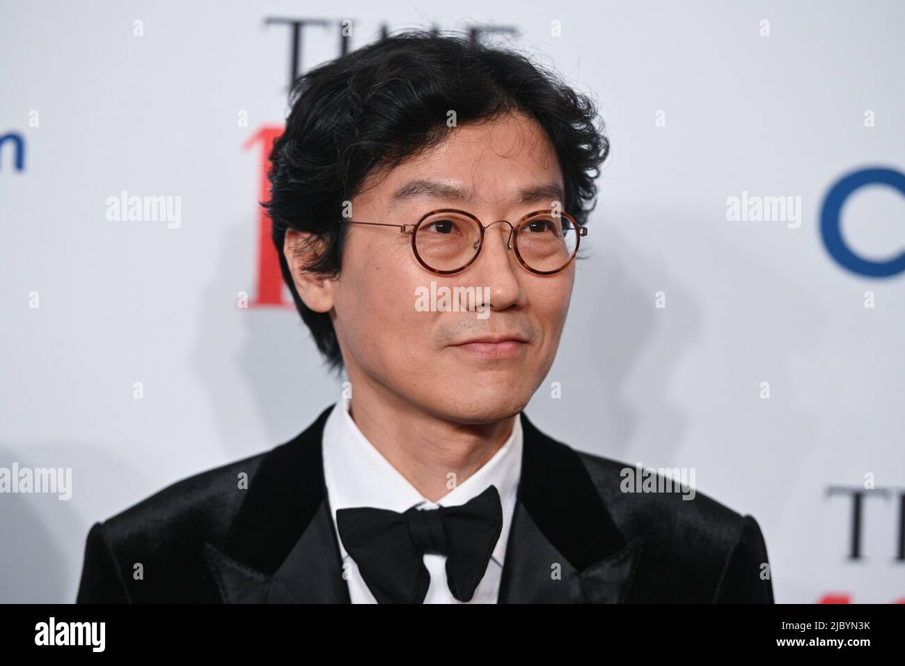 Hwang dong hyuk hi-res stock photography and images - Alamy