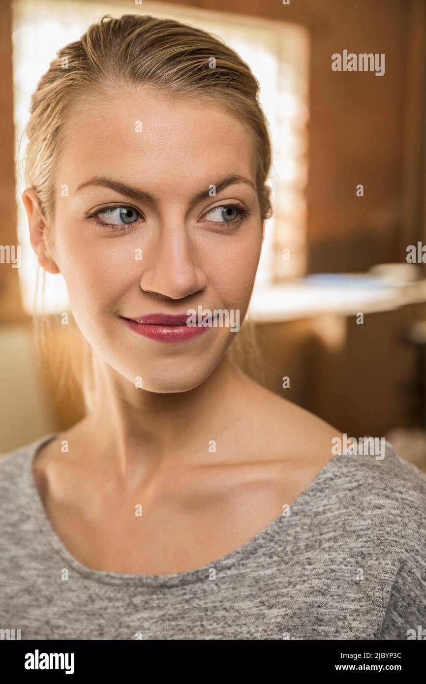 Caucasian 20 25 years hi-res stock photography and images - Alamy