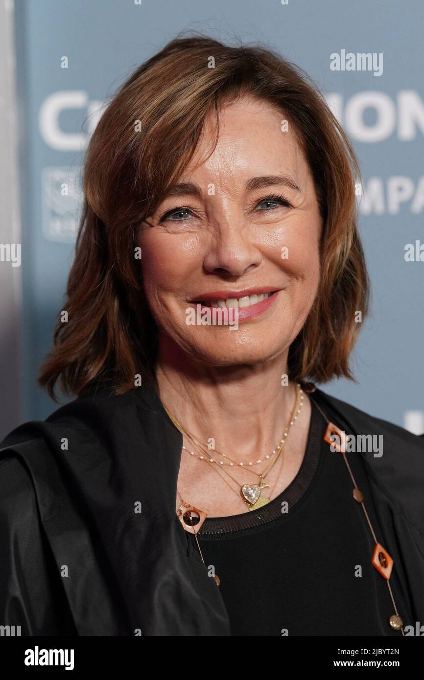 New York, NY, USA. 8th June, 2022. Anne Archer at arrivals for HALFTIME ...