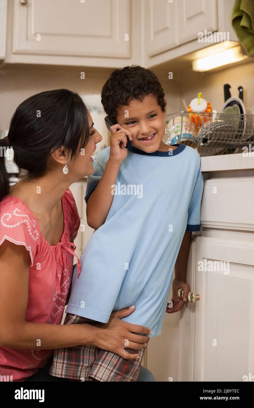 Three latin latina hispanic children hi-res stock photography and ...