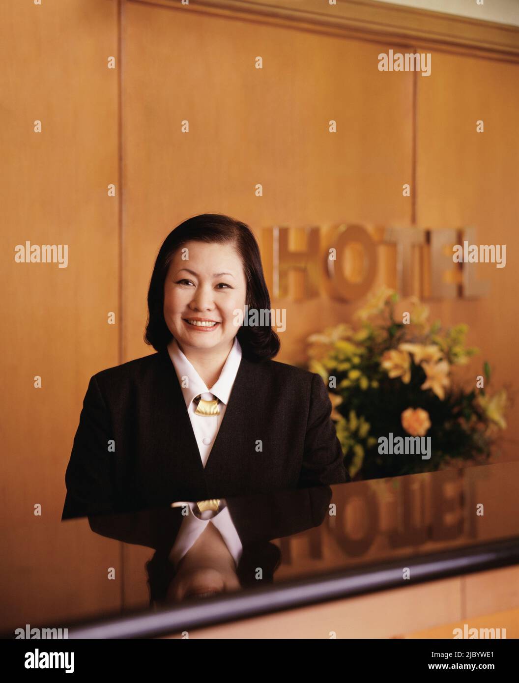 Asian hotel reception hi-res stock photography and images - Alamy