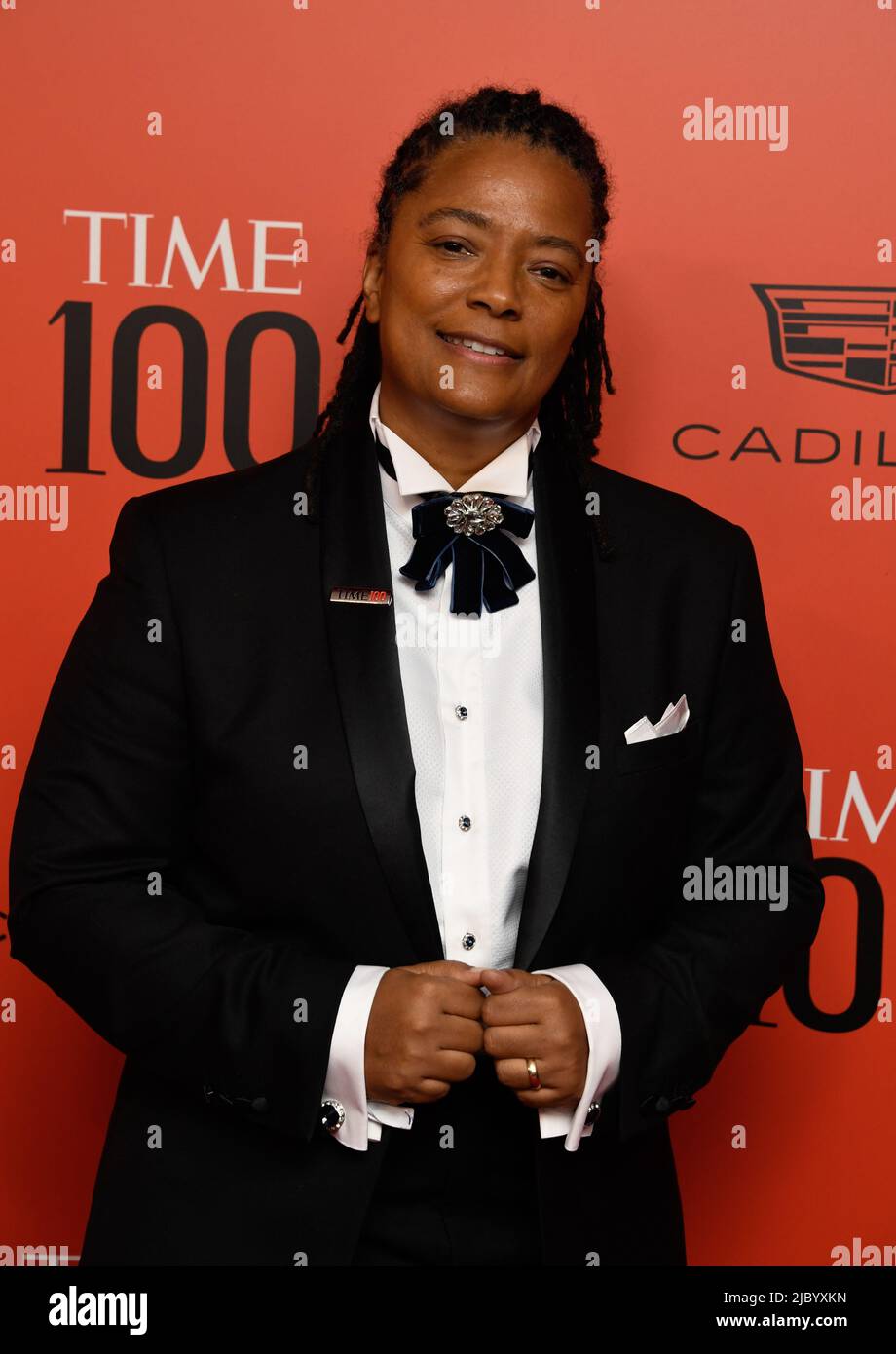 Jennifer gates red carpet hi-res stock photography and images - Alamy