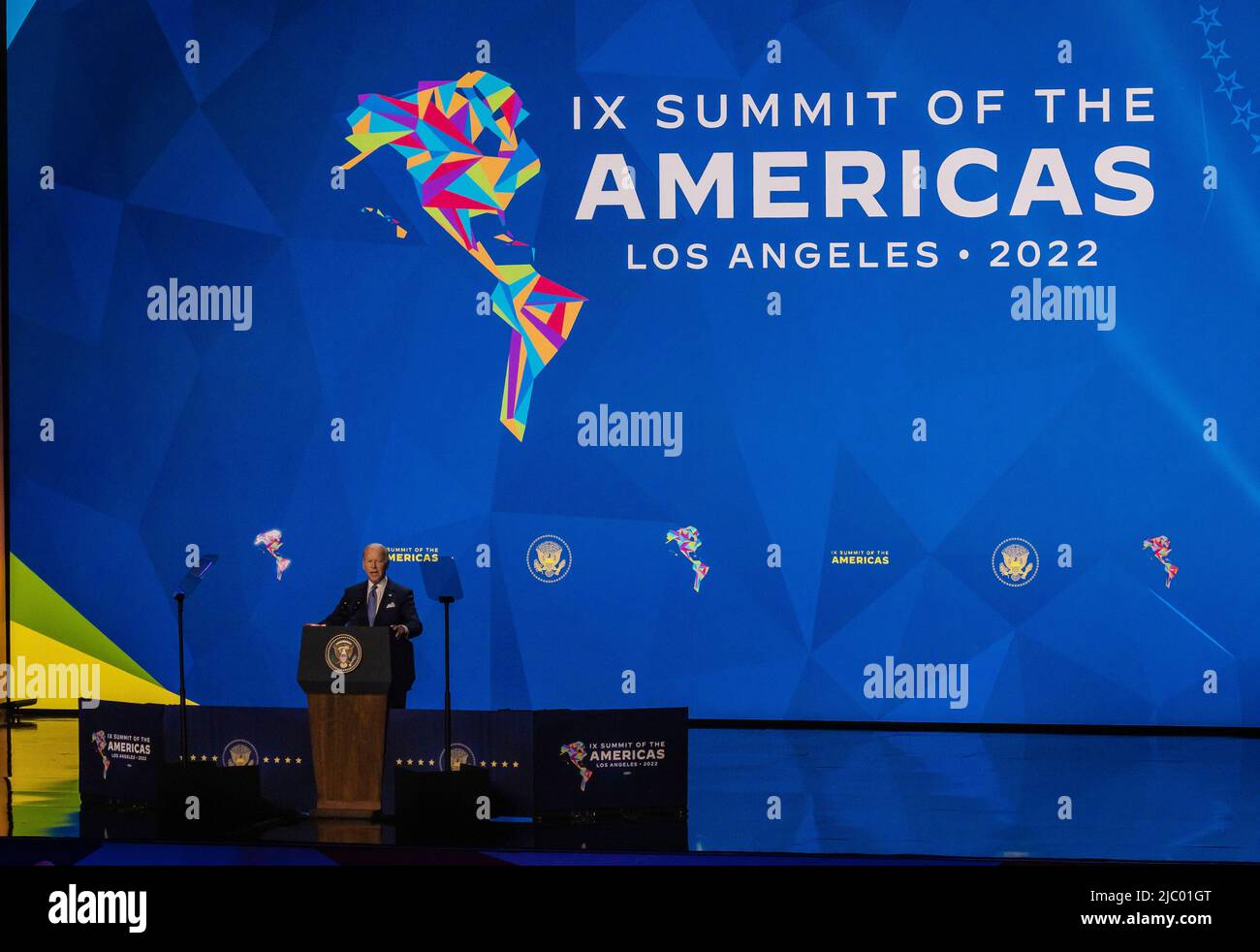 IX Summit of the Americas conference. Inaugural ceremony for the Summit ...