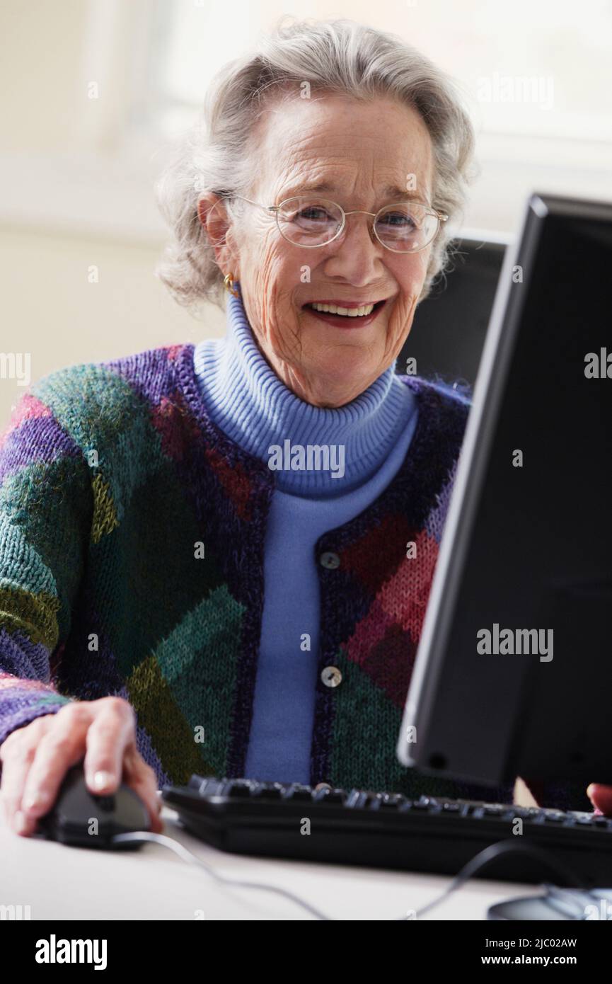 Woman rejoicing work computer hi-res stock photography and images - Alamy