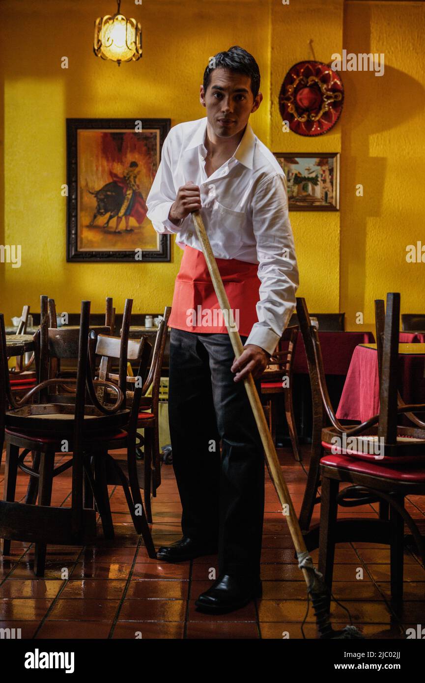 Mopping floor restaurant hi-res stock photography and images - Alamy