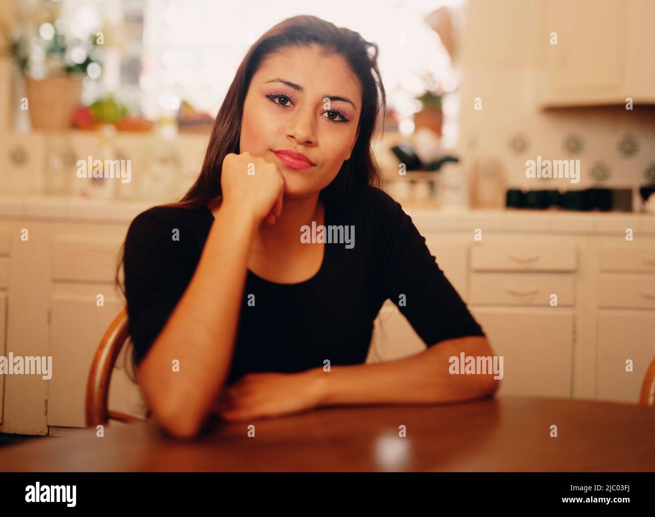 Woman glaring camera portrait hi-res stock photography and images - Alamy