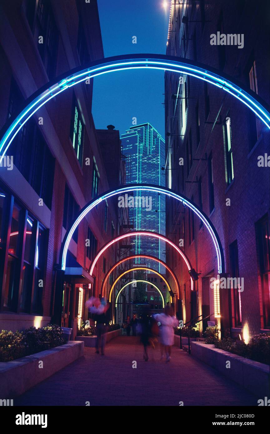 Bank of america plaza building dallas hi-res stock photography and ...