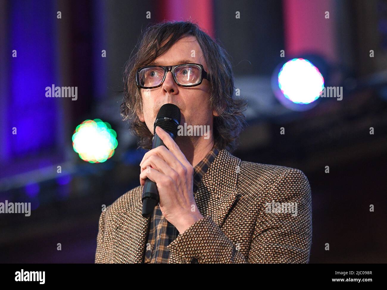 Julian barnes hi-res stock photography and images - Alamy