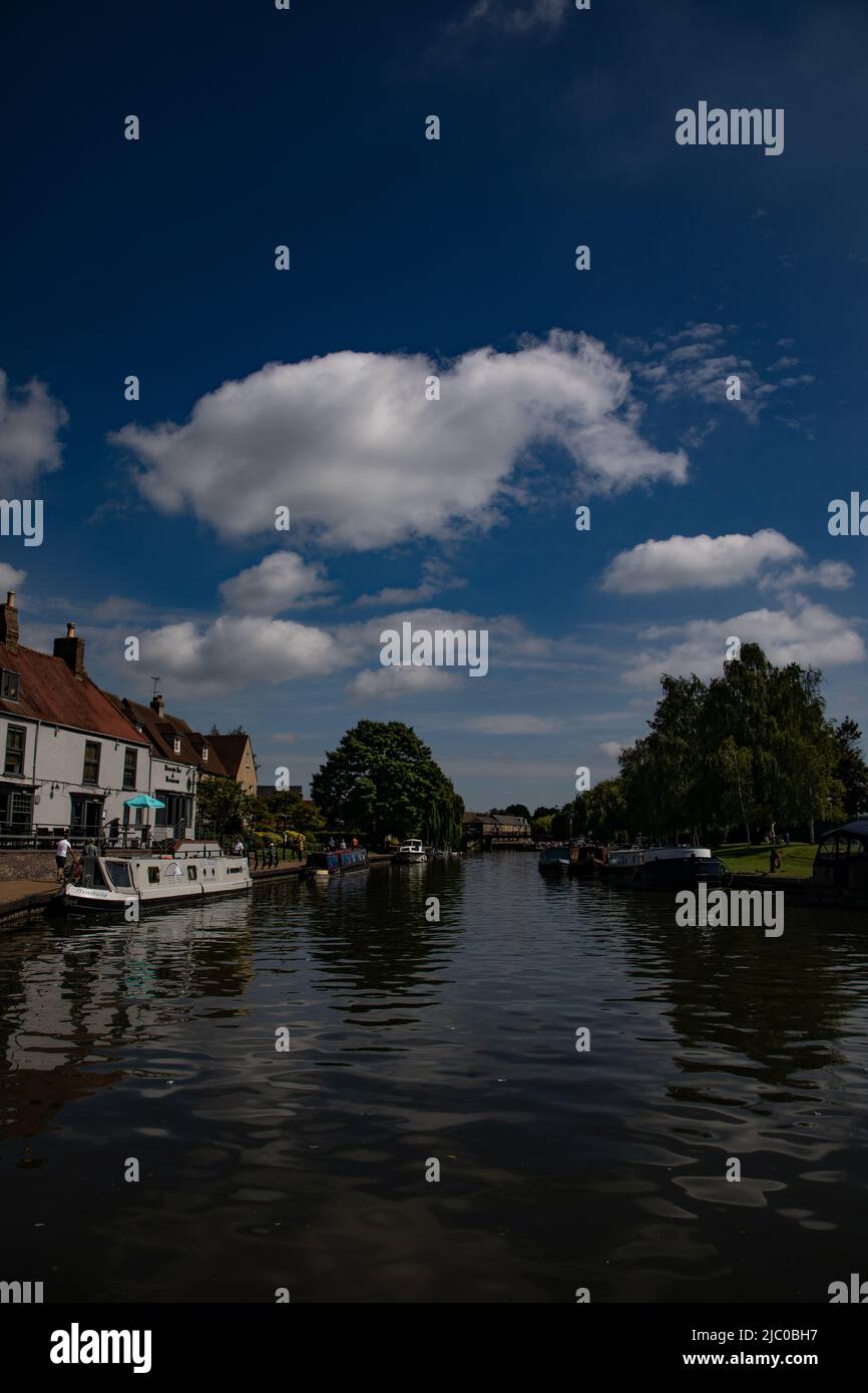 Ely riverside hi-res stock photography and images - Alamy