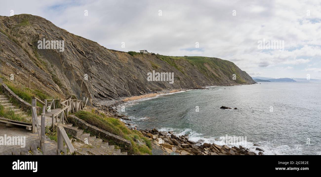 Barrika flysch hi-res stock photography and images - Alamy