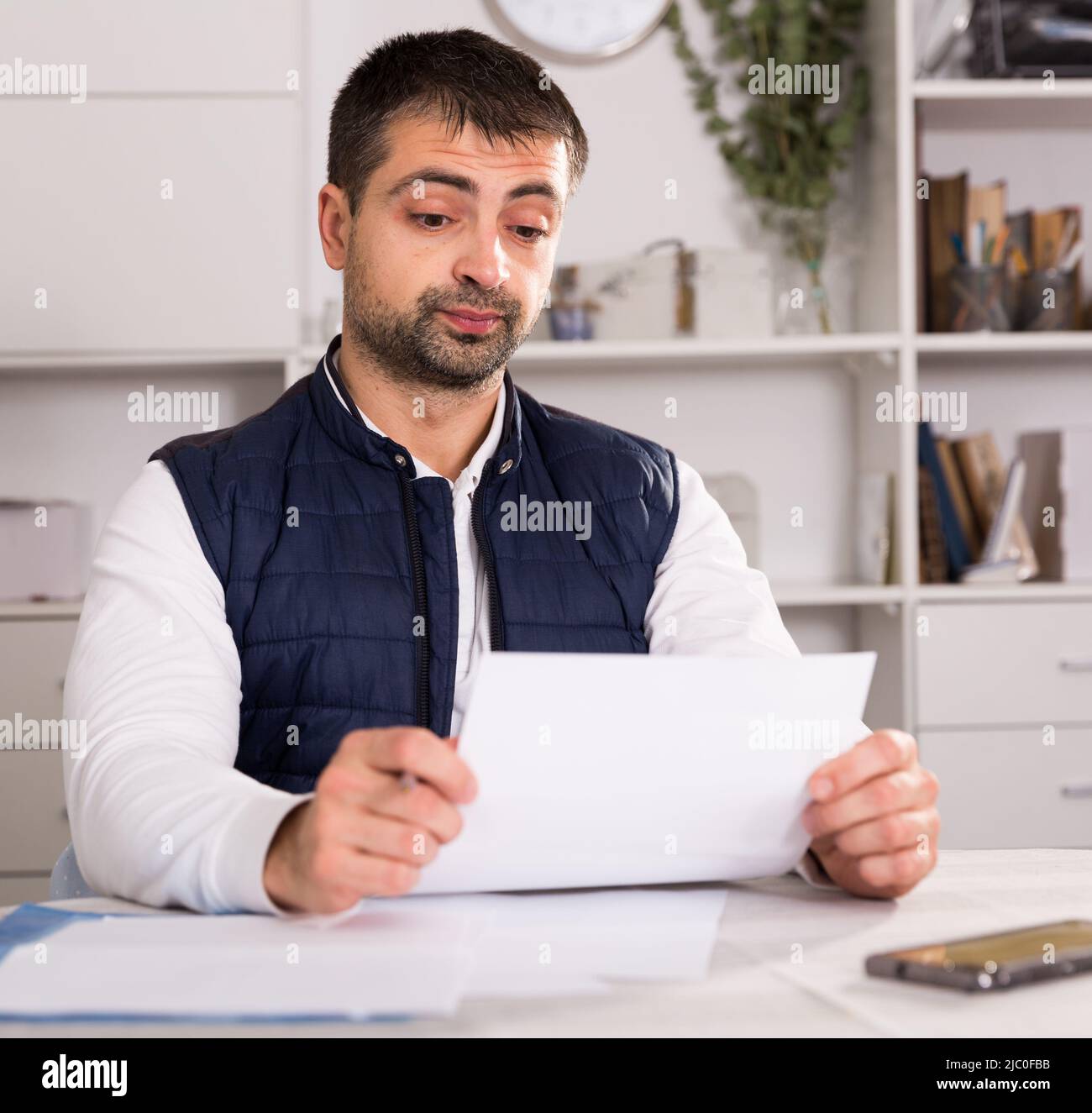 Pay utility hi-res stock photography and images - Alamy