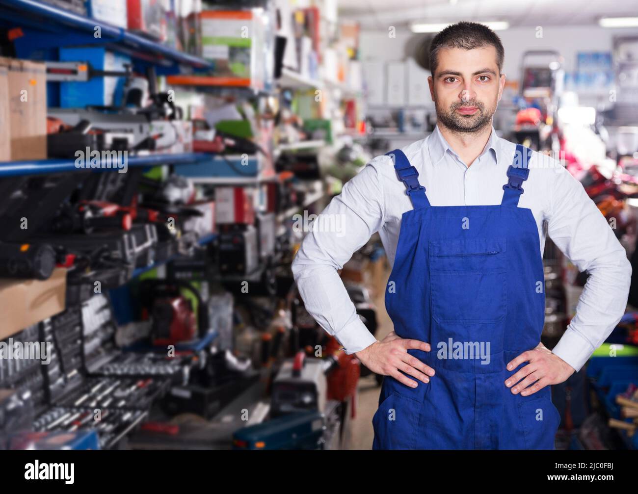 Customer at craftsman stand hi-res stock photography and images - Alamy
