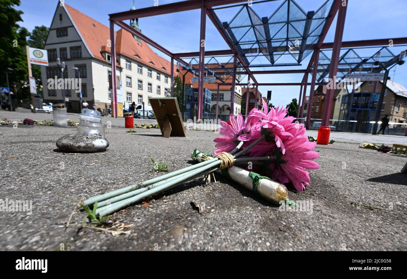 Stuttgart, Germany. 02nd June, 2022. Flowers, candles and pictures ...