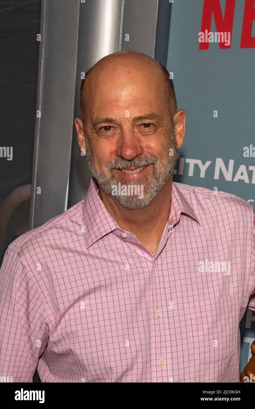 NEW YORK, NEW YORK - JUNE 08: Anthony Edwards and Bailey Edwards attend ...
