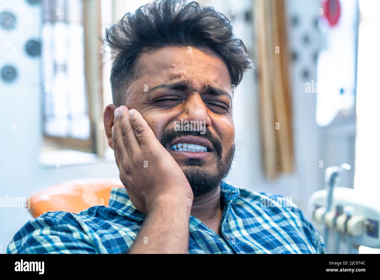 Teeth ache man hi-res stock photography and images - Alamy