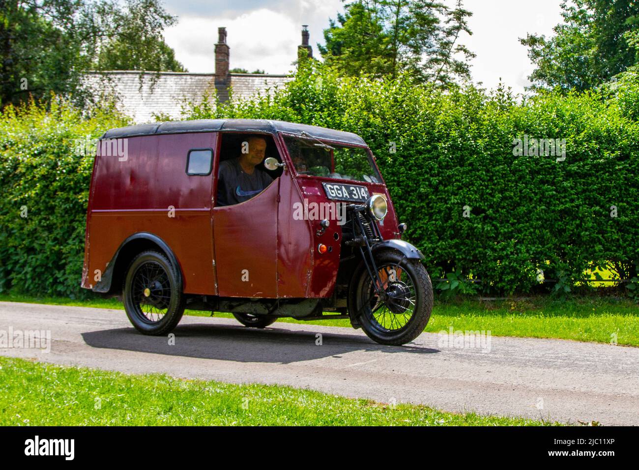 Reliant three wheelers hi-res stock photography and images - Alamy