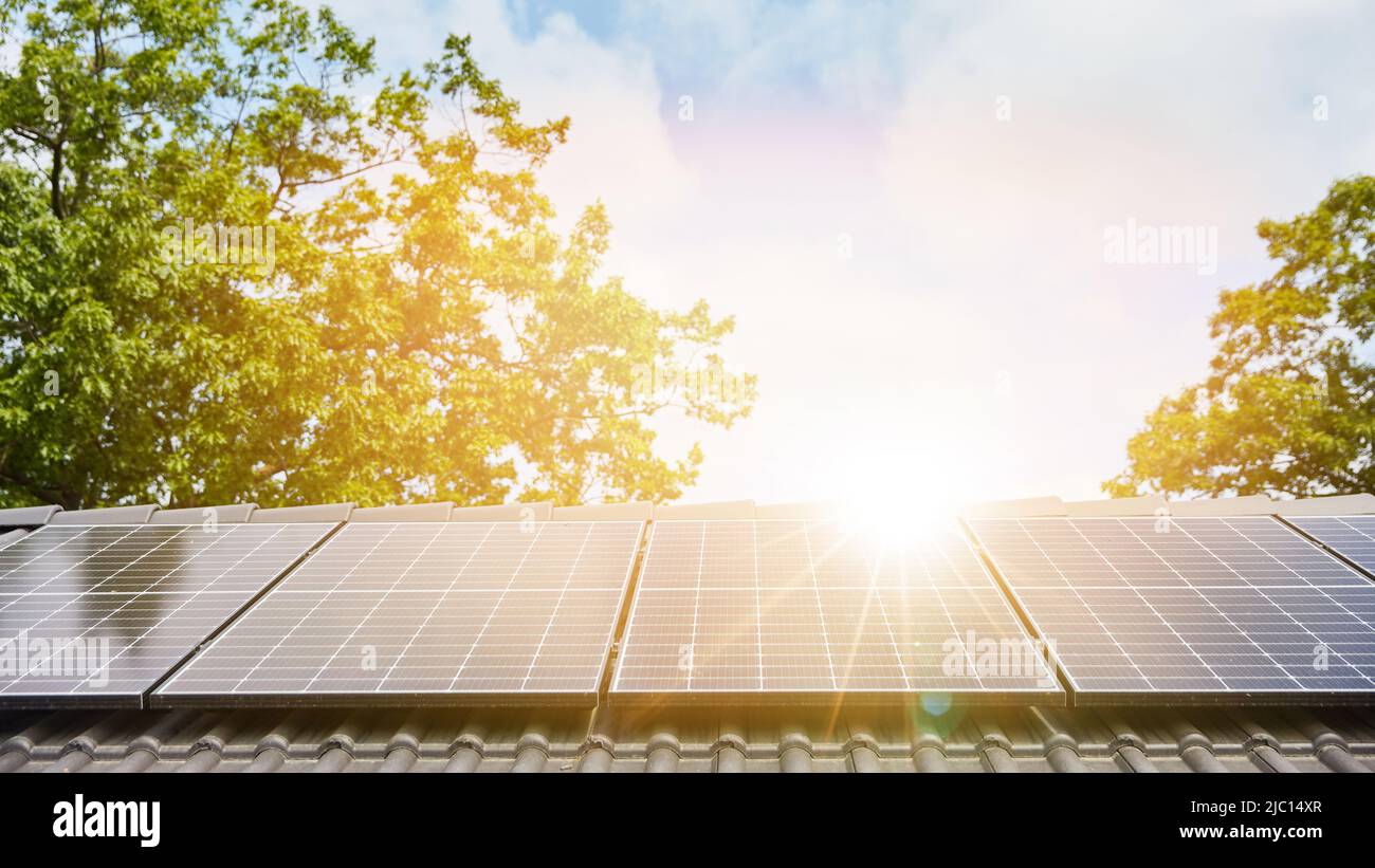 Bright sun in solar system hi-res stock photography and images - Alamy
