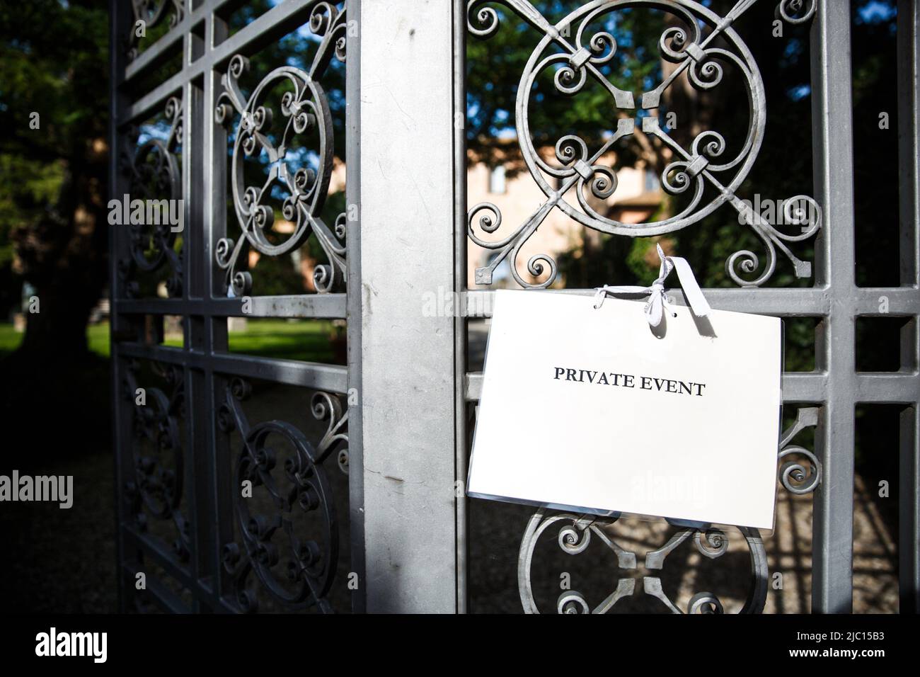 Iron gate pass hi-res stock photography and images - Alamy